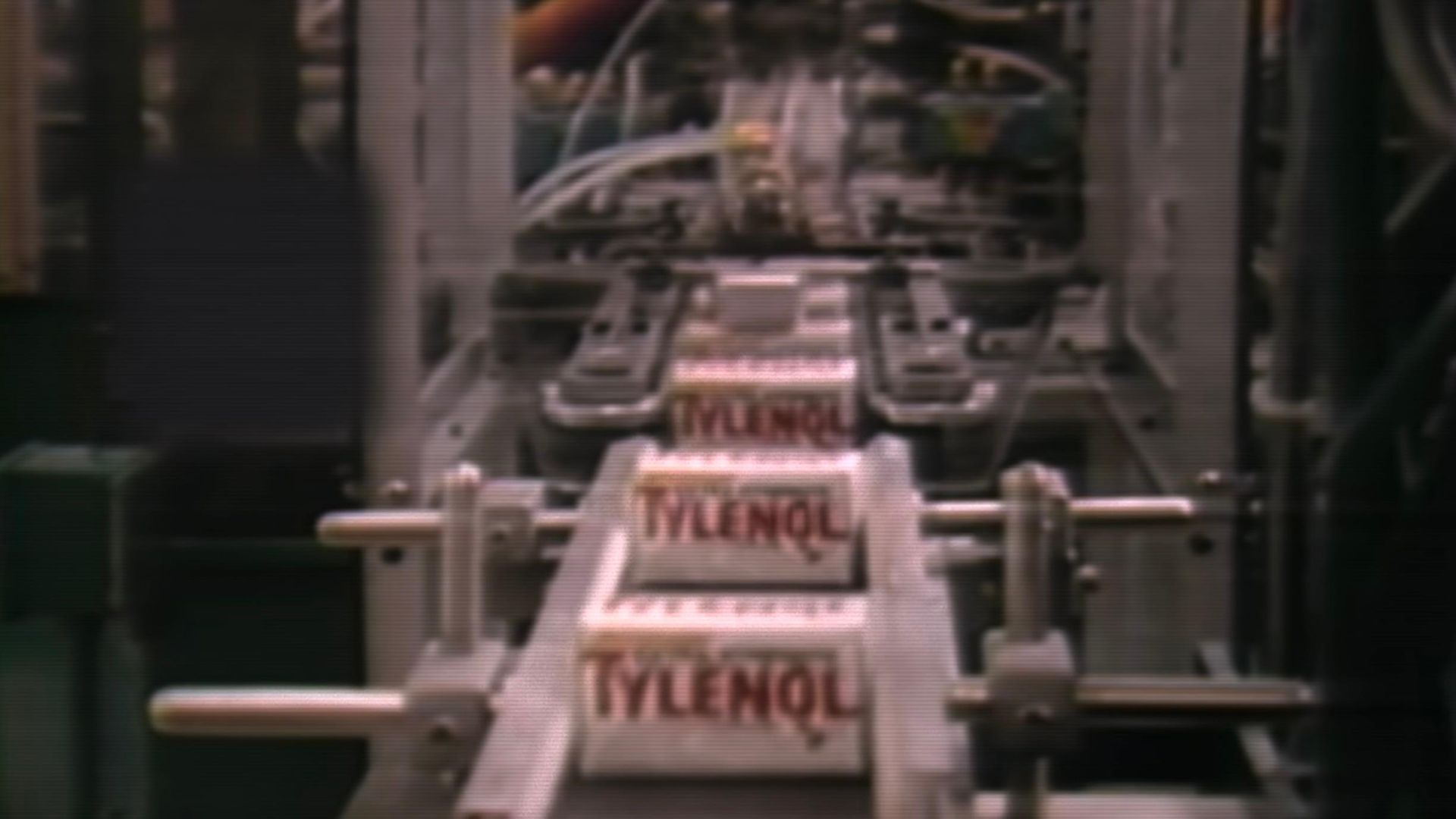 Cold Case: The Tylenol Murders - Season 1 Episode 3: Sealed for Your ...