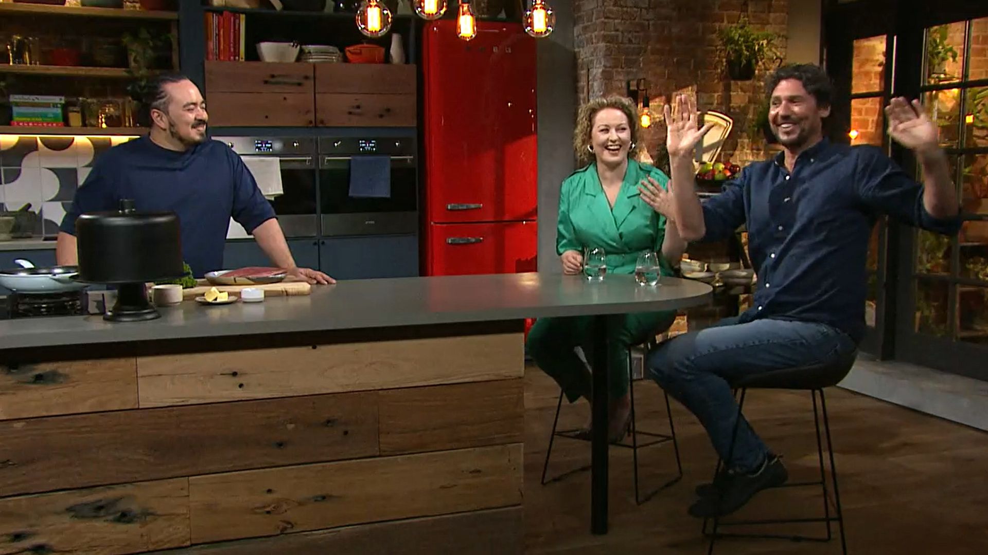 The Cook Up with Adam Liaw - Season 4 Episode 9: In The Middle