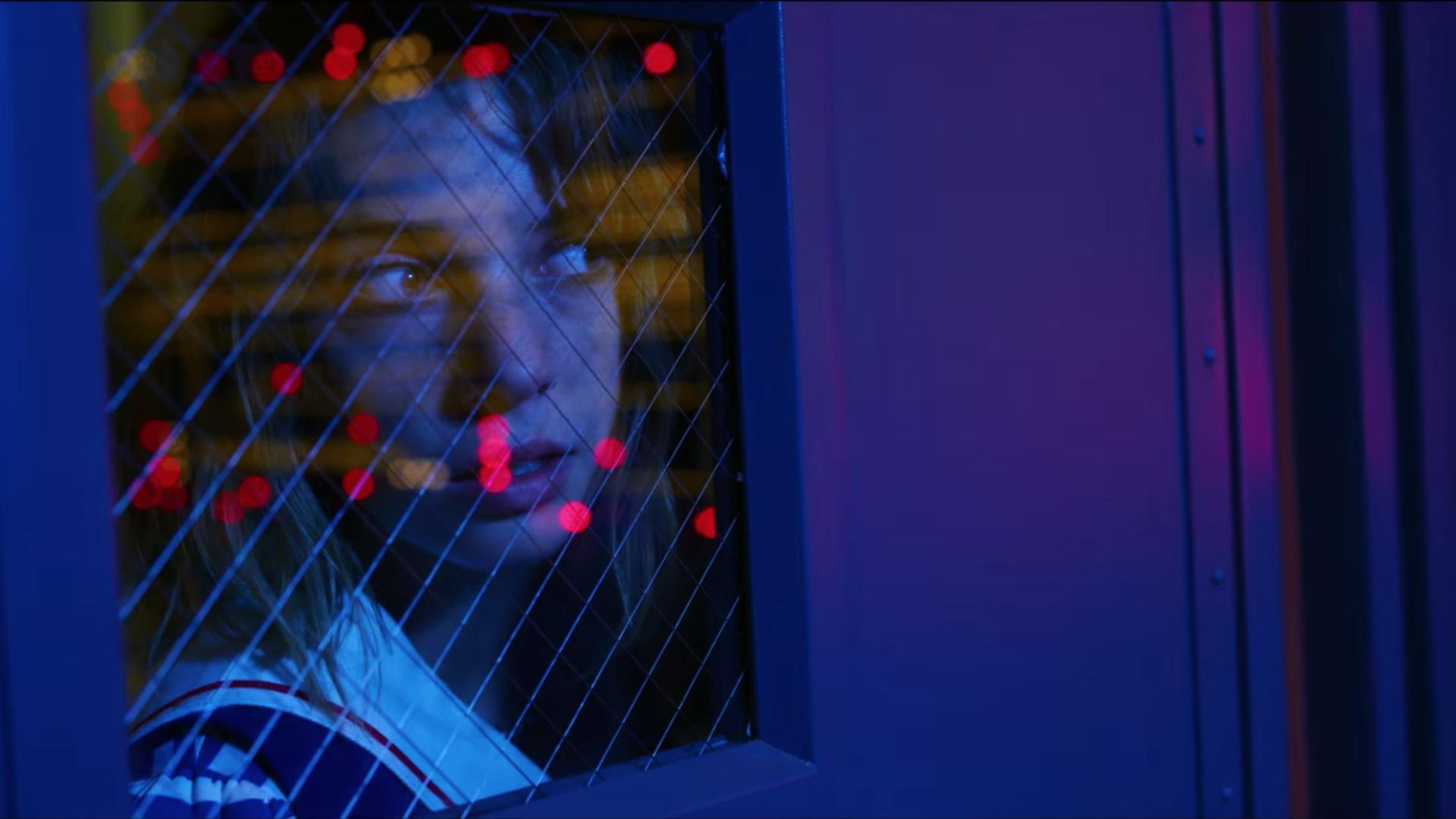 Stranger Things S3 E5 | Watch Online in India