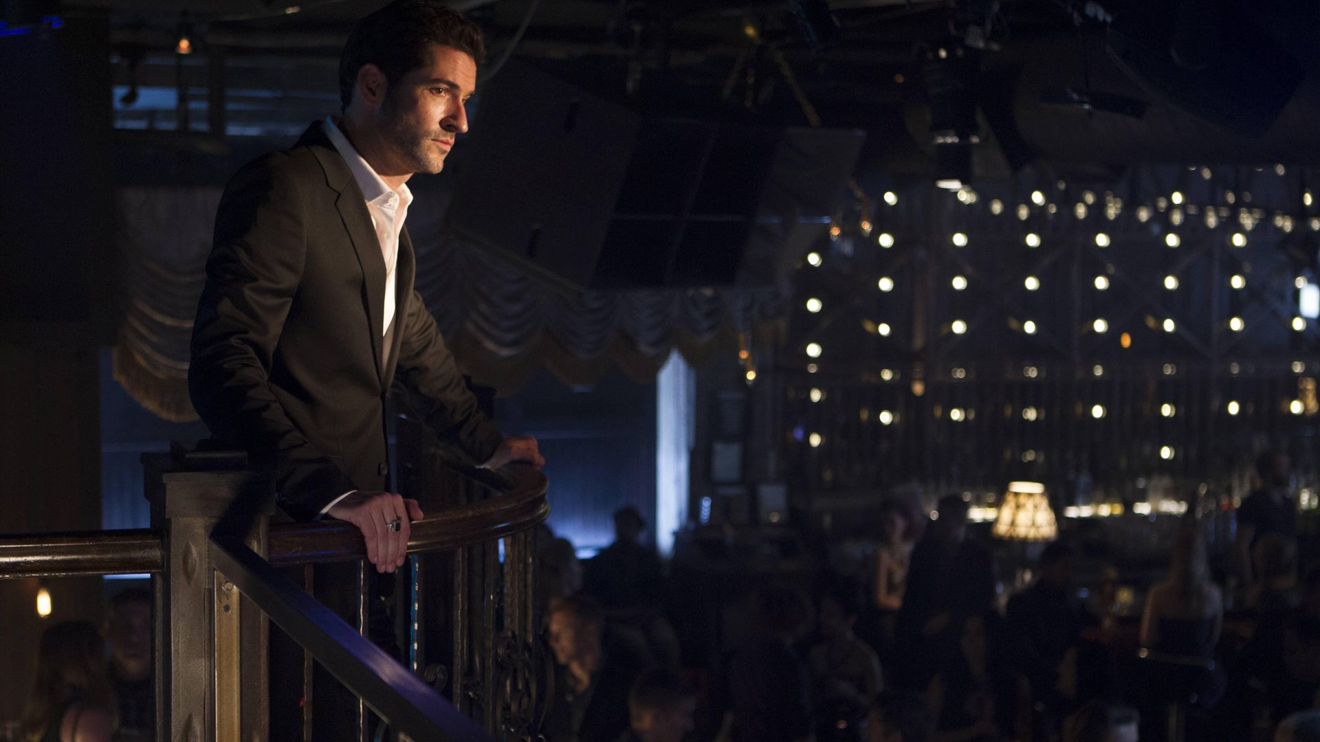 Lucifer - Season 1 Episode 1: Pilot