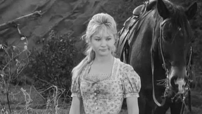 Wagon Train - Season 1 Episode 30: The Major Adams Story (1)