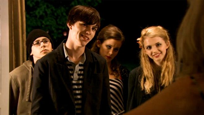Skins | Where to Watch Online in United States